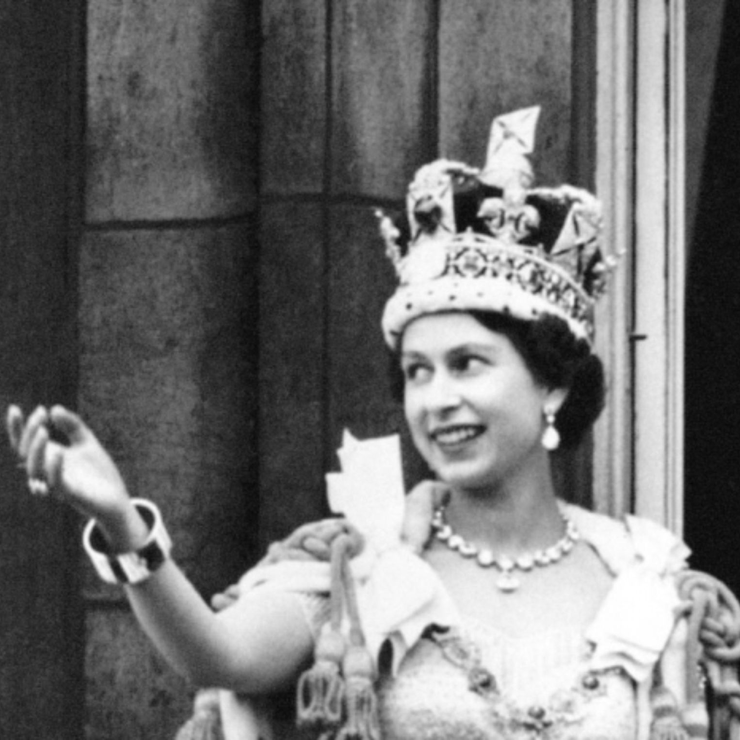 Students learn about the life, dedication and service of the Queen ...